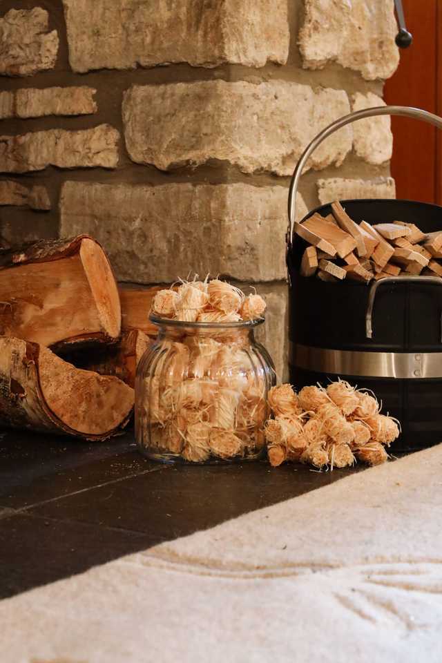 Kiln Dried Premium Hardwood Firewood Bags